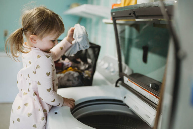 Simple Family Laundry System That Will Save You Hours!